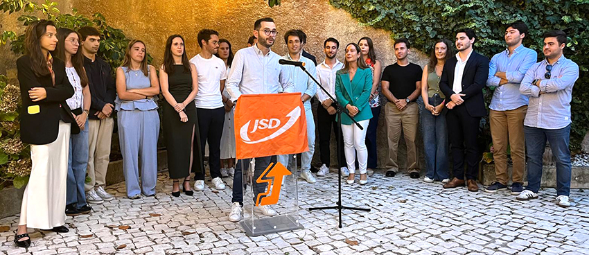 Henrique Silva Santos eleito na Lourinhã presidente da JSD Distrital Oeste